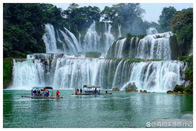 The most spectacular transnational waterfall in Asia, she is here today ...