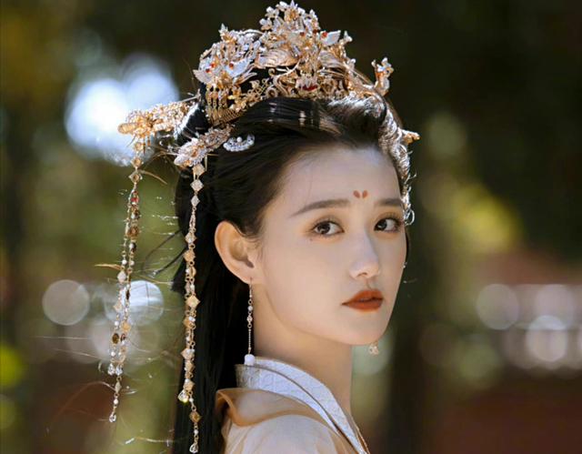 12.13 drama: Xu Lu, Zhang Wanyi, Zhou Ye, Yang Zi, Wang Kai, Tan Jianci ...