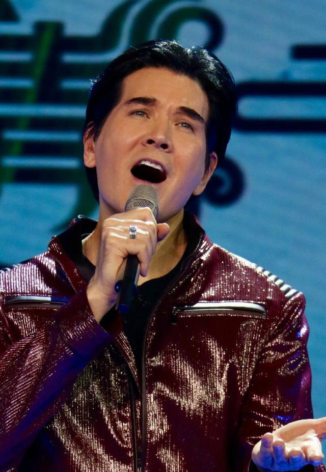 The 62-year-old male god Fei Xiang, the whole house is retro and warm ...