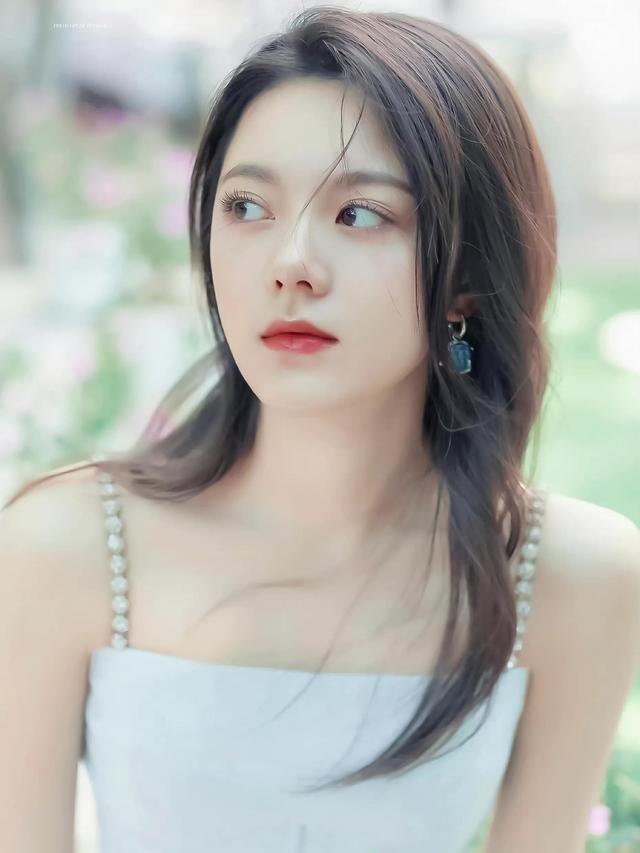 Zhao Jinmai's big eyes are very beautiful - iMedia