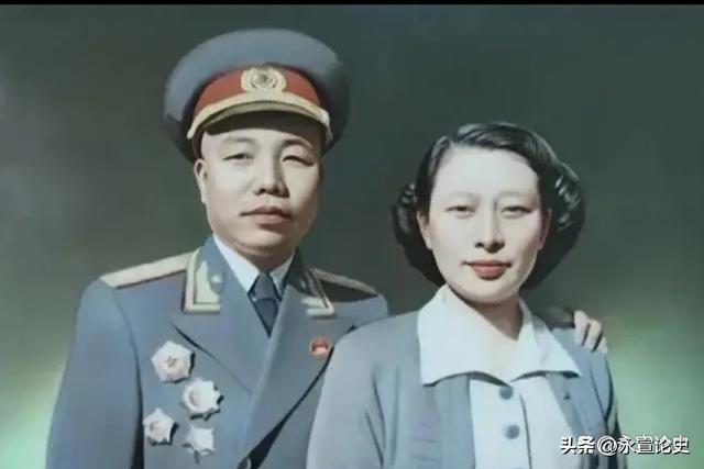 The wives of the two founding generals died on the same day!How many wives of the founding ...