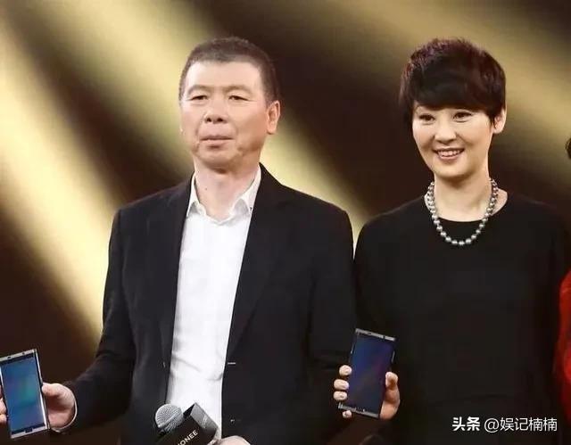 Feng Xiaogang completed immigration?Xue Jianing joined Lu Yi and Bao ...