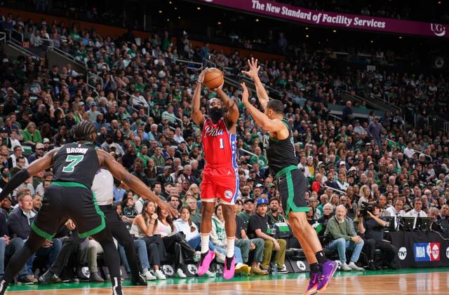 Tears! The Rockets returned to their position, scored 45 points + hit ...