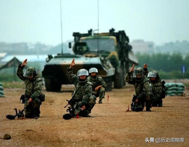 After the Guangzhou Military Region was withdrawn, where are the two ...