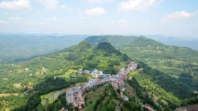 Yingshan Taipeng Mountain - iMedia