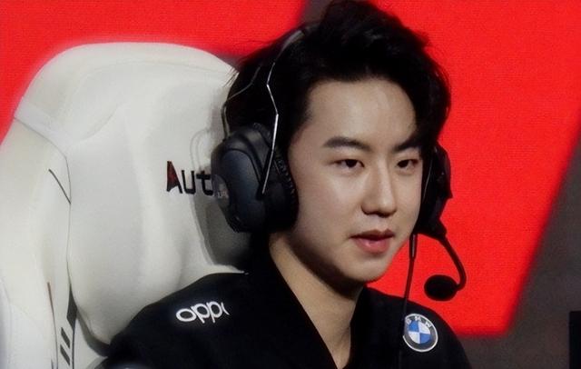 Another FPX player was exposed as a fake match, Guan Zeyuan scolded ...