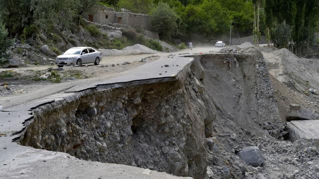 Melting glaciers in Pakistan are 'bursting' and exacerbating flooding ...