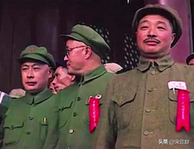 Rare old photos: Chen Yi, He Long and Liu Bocheng at the founding ...