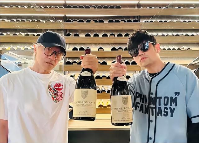 Jay Chou and Stephen Chow have a happy gathering, fans speculate that ...