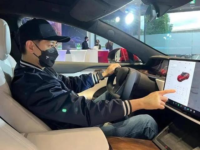 Good guy! Jimmy Lin "Talked about Tesla for the first time" after the ...