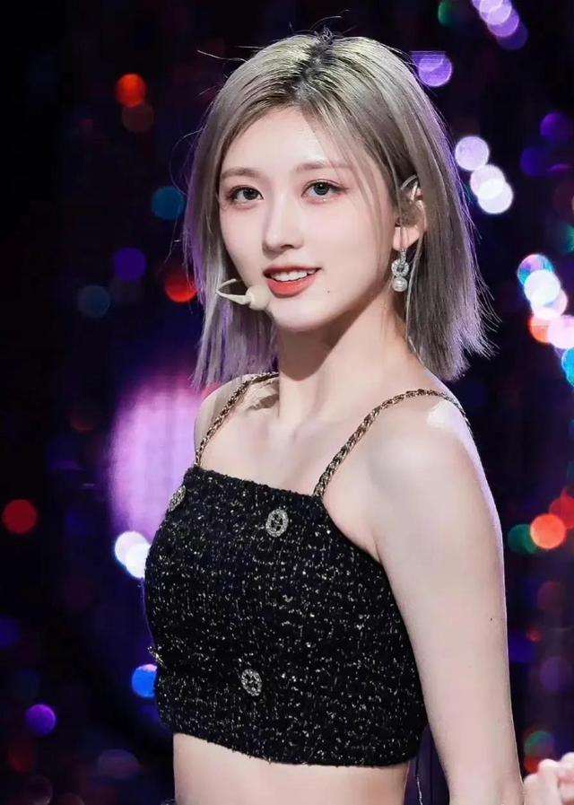 Korean actress Jin Qiu - iMedia