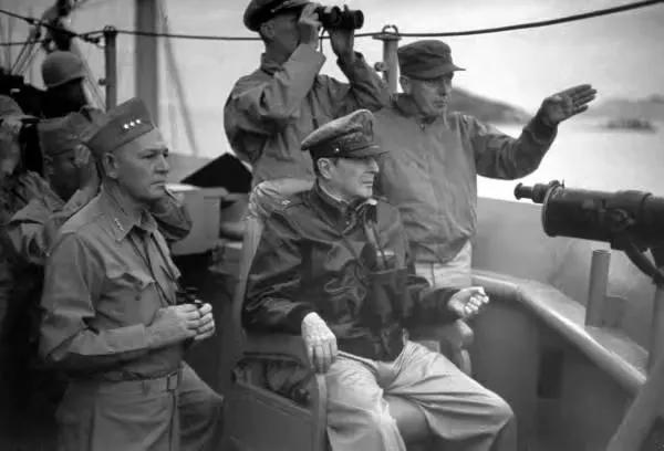 MacArthur's Idea Atomic Bomb - iMedia