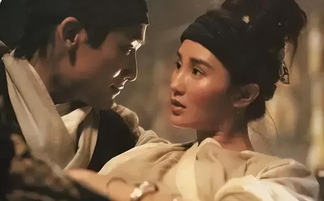 Back then, after filming "New Dragon Inn", Liang Jiahui said to Maggie ...