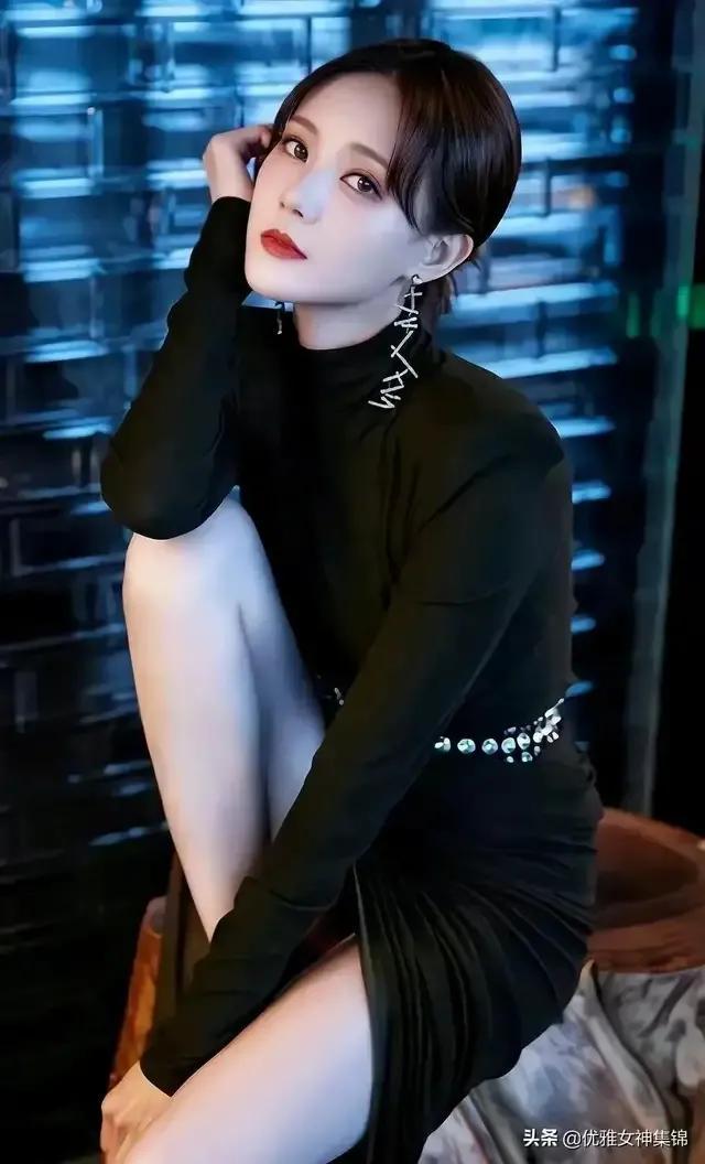 Classic Allusions - An Ru Mount Tai - iMedia