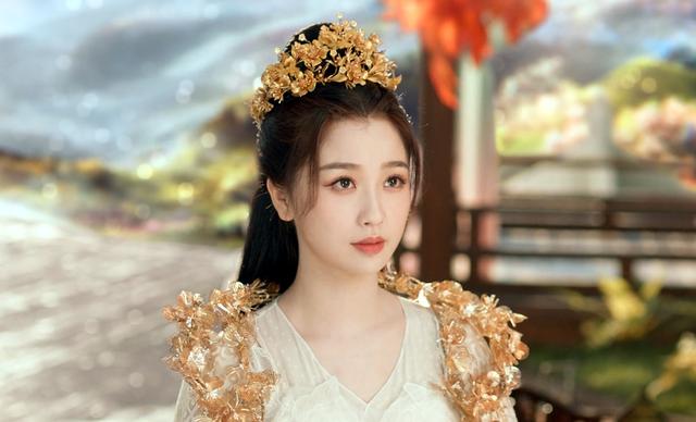 Canglan Jue: Little Orchid is resurrected as the goddess Xiyun, and ...