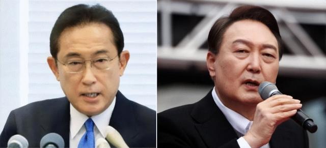 Yoon Suk-yue, the president of South Korea who slipped and knelt ...