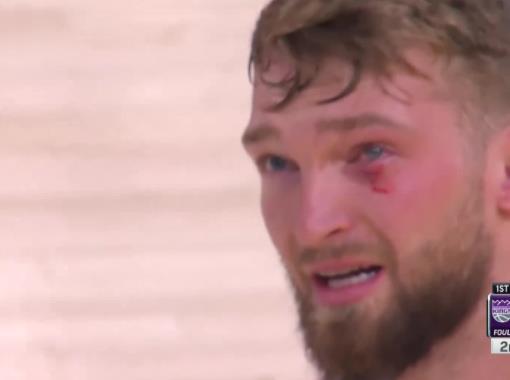 58-51! The king crushes the warriors! The referee's decision caused ...