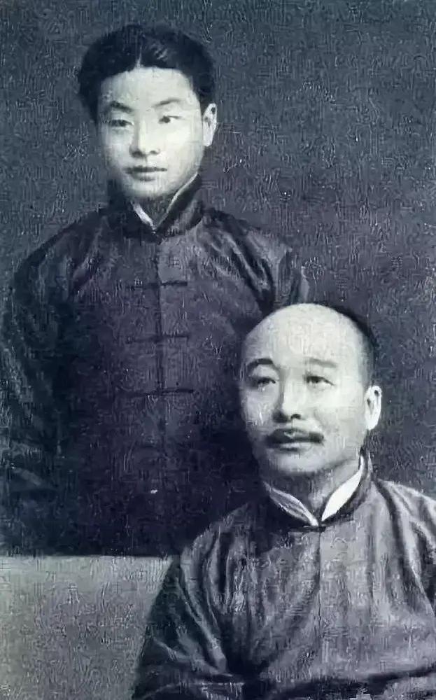 Just how ruthless Cheng Yanqiu's master was, he almost broke his ...