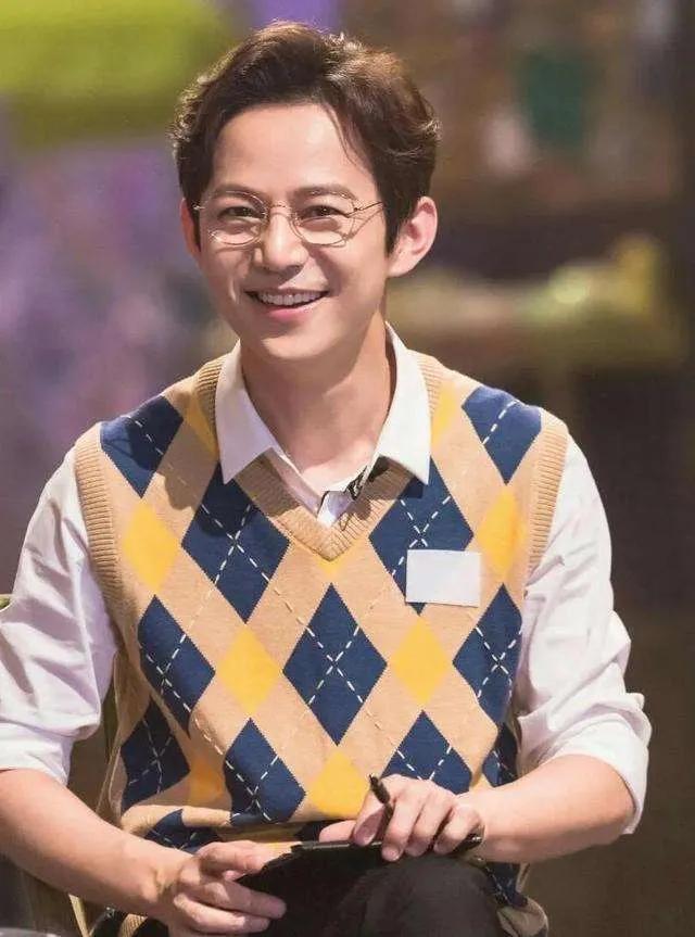 The people He Jiong has helped are all popular. There are so many stars ...