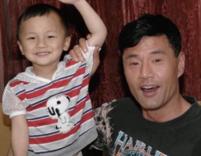 Yu Rongguang's ex-wife: Married for 35 years without scandal, but sued for divorce at the age of ...