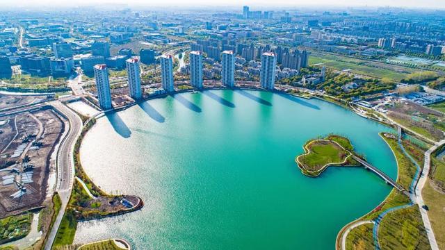 Lanxiang Lake-a golden key to open a new city - iMedia