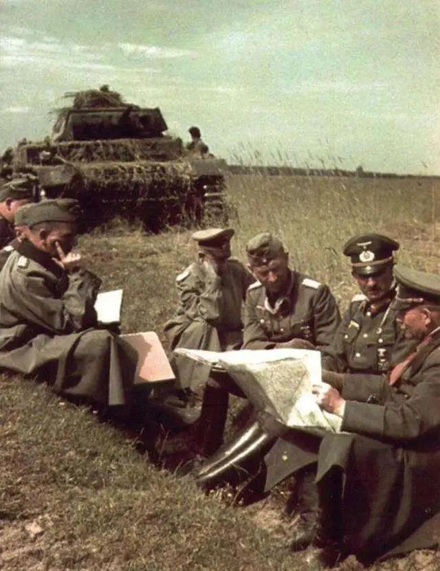 The German chain of command in Western Europe in 1944 - iMedia