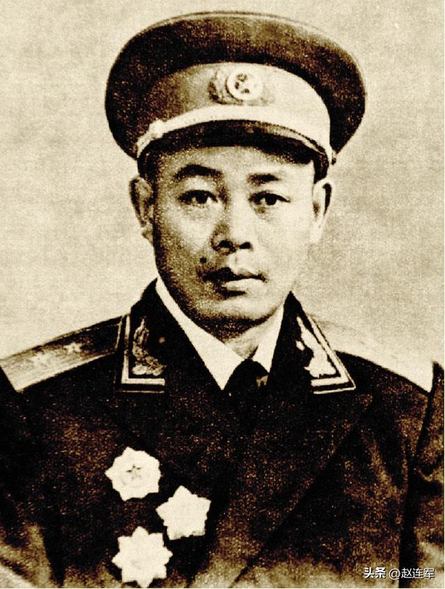 The general who came out of the New Fourth Army (203) - Lieutenant ...