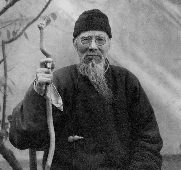 The real Ah Bing in history: eating, drinking, whoring, gambling ...