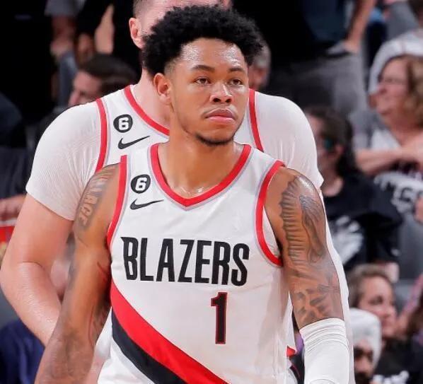 East Simmons Slaqua, and West Simmons rattles the city, one old, one ...