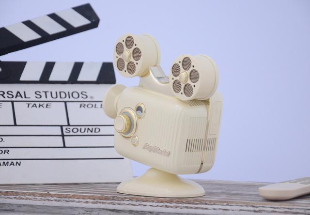 interesting!A smart projector made into a "projector" shape: the actual ...