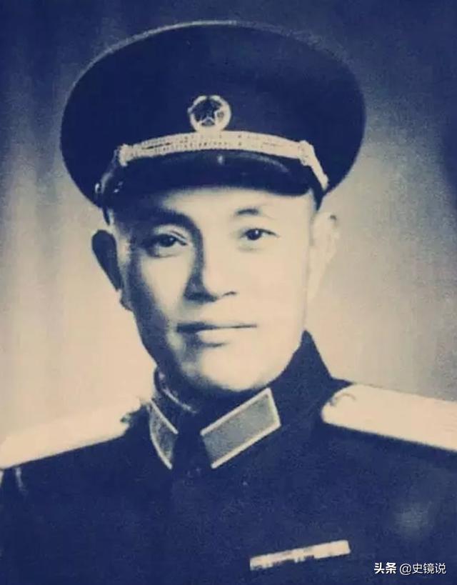 The founding general, Zhang Lixiong, is the oldest old man in the party ...