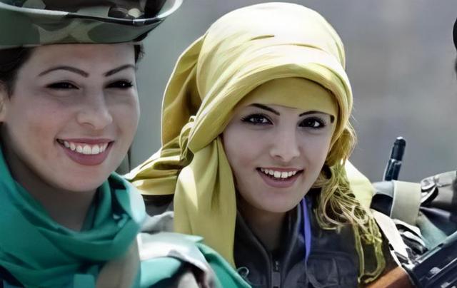 Gaddafi chooses beautiful women as bodyguards. There are 3 standards ...