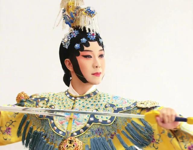 44-year-old Li Yugang attended the wedding of relatives and friends ...