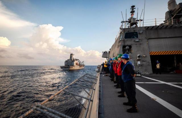 Mawei for the New Year?The US aircraft carrier Carl Vinson appeared ...