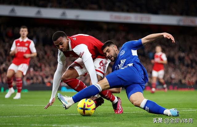 4-0! Martinelli's double strike + Odegaard's goal, Arsenal ushered in 3 ...