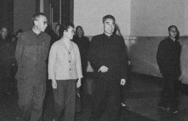 Li Shuxian: After 7 days of marrying the last emperor, she slapped him ...