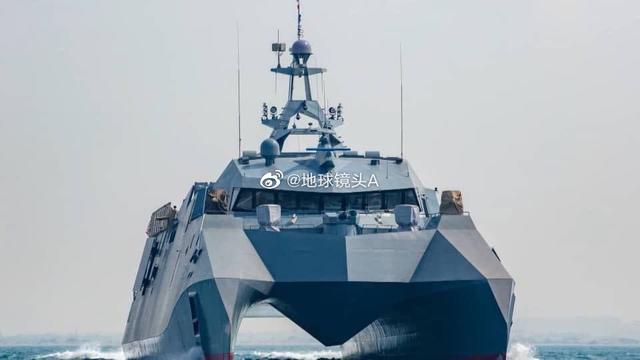 Iran's latest "Shahid Soleimani" series of missile catamaran frigates ...