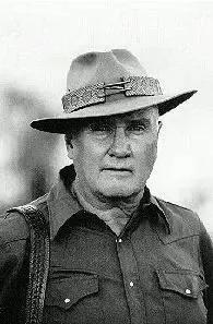 Jeff Cooper and the Scout Rifle Concept: Spotting Rifles Native ...