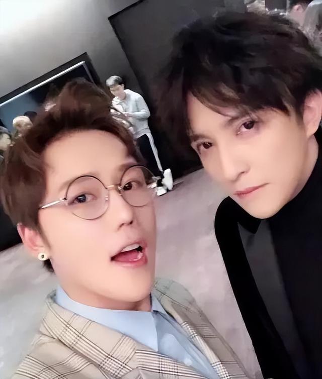 There is a friend named Xue Zhiqian: help Zhao Yingjun to find anticancer drugs and comfort Liu ...