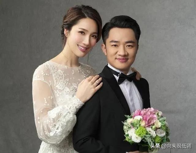 Wang Zulan gave her wife a skirt with a very aggrieved expression - iMedia