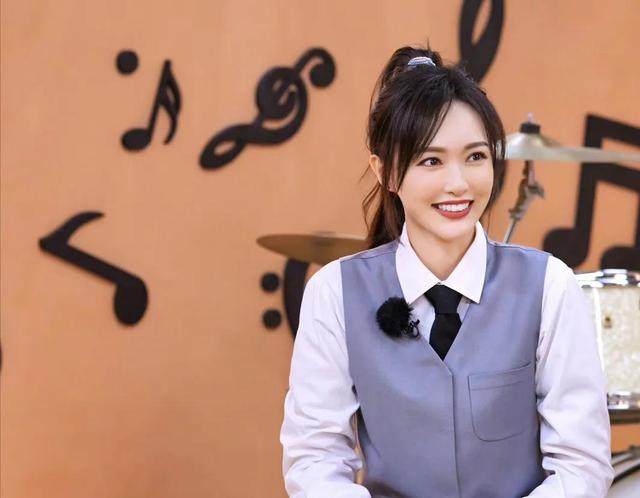 Our inn, Tang Yan's sweet shape, full of girlishness - iMedia