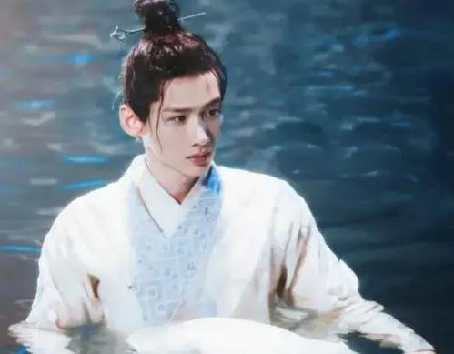 In "Tiansheng Long Song", it is difficult to calm down, Gu Nanyi, the ...