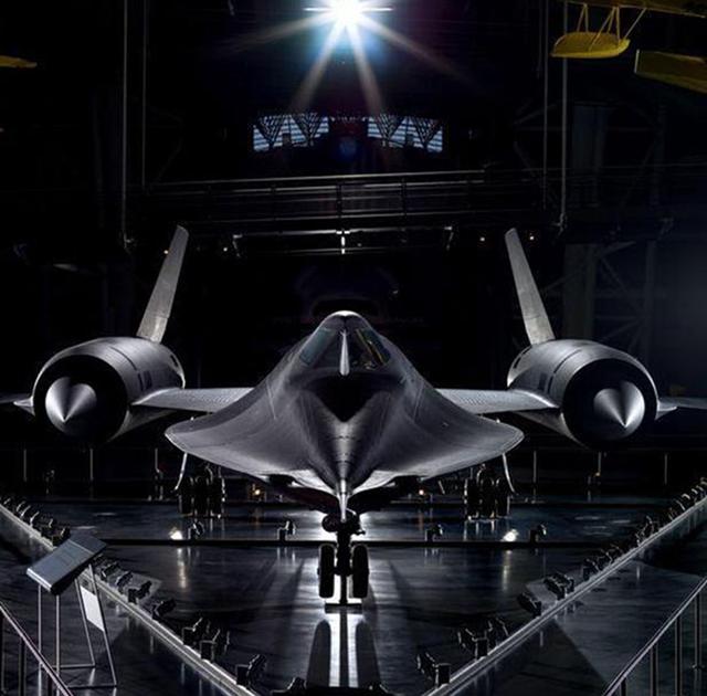 It seems that the "Blackbird" fighter aircraft of alien technology has ...