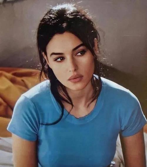 This is a personal portrait taken by "Flower of the Earth" Monica ...