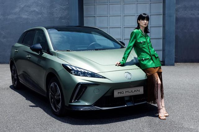 The best looks in 2022!Electric New Car MULAN Photo Tour - iMedia