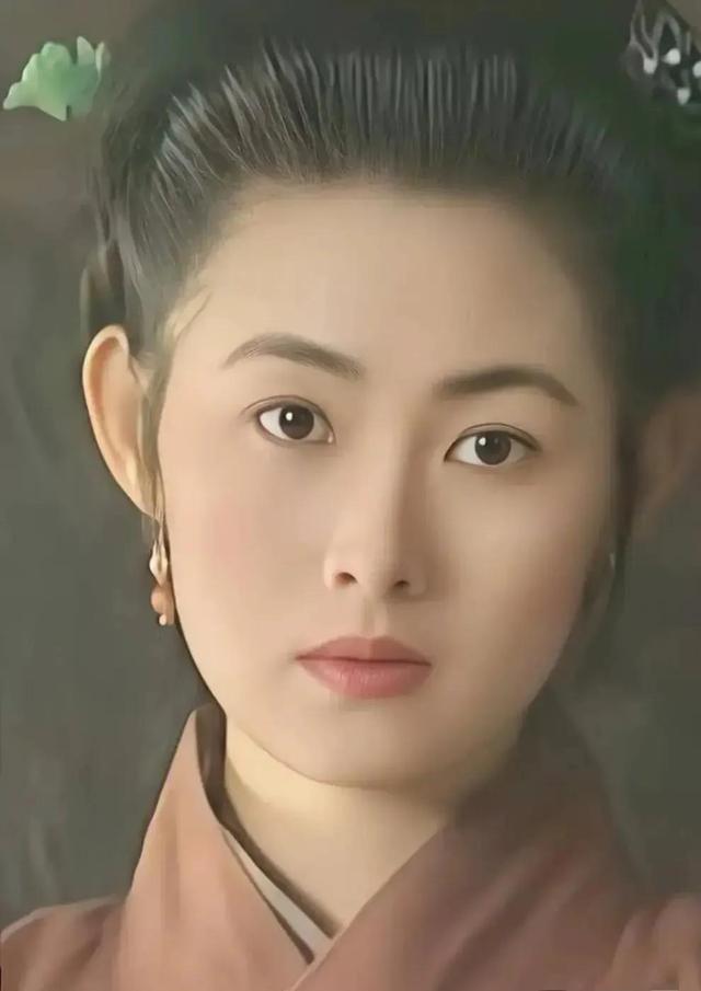 Pan Jinlian classic actors Wang Siyi and Tao Huimin attend the Golden ...