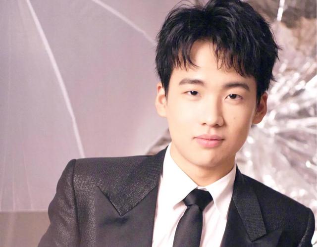 Guo Qilin: Living humble under the "stick education" of his father Guo ...