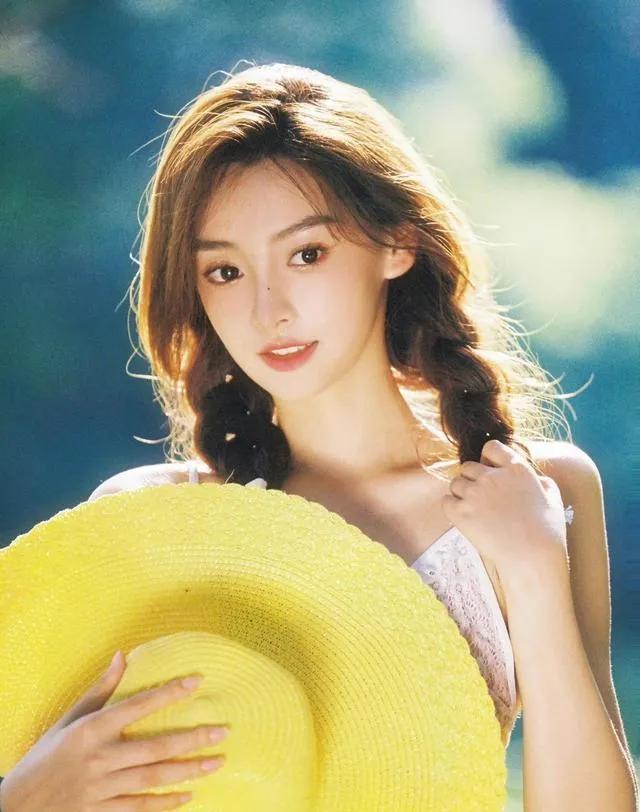 Sweet-looking Jin Jiayue - iMedia