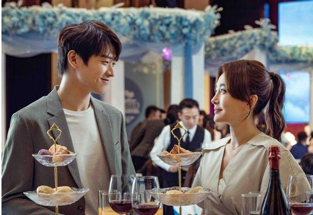 Hong Kong media revealed that Wei Daxun's marriage proposal to Qin Lan was rejected, and now he ...