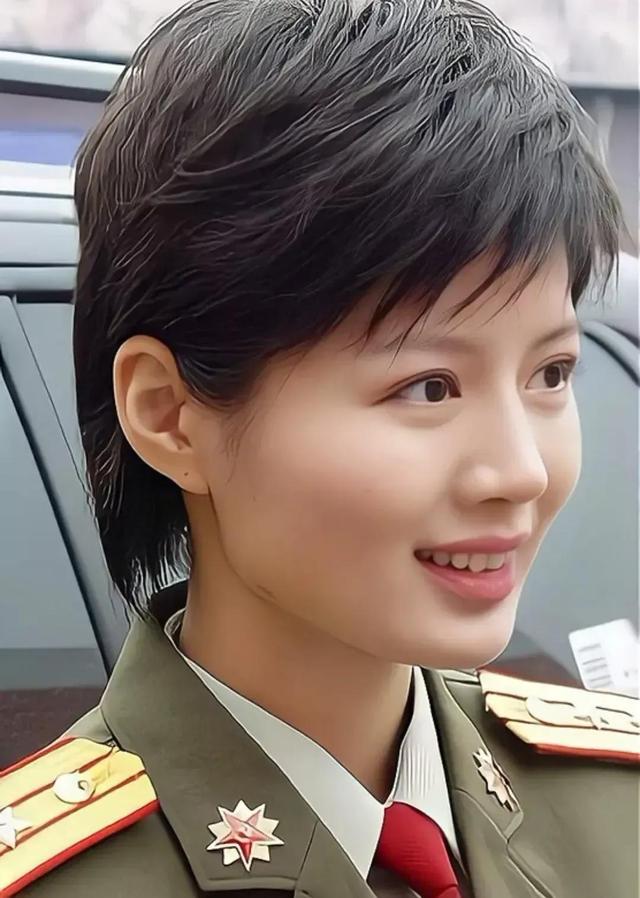 Cheng Su, photo in military uniform - iMedia